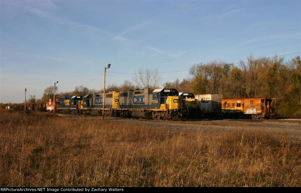 CSX 2744 2752 2513